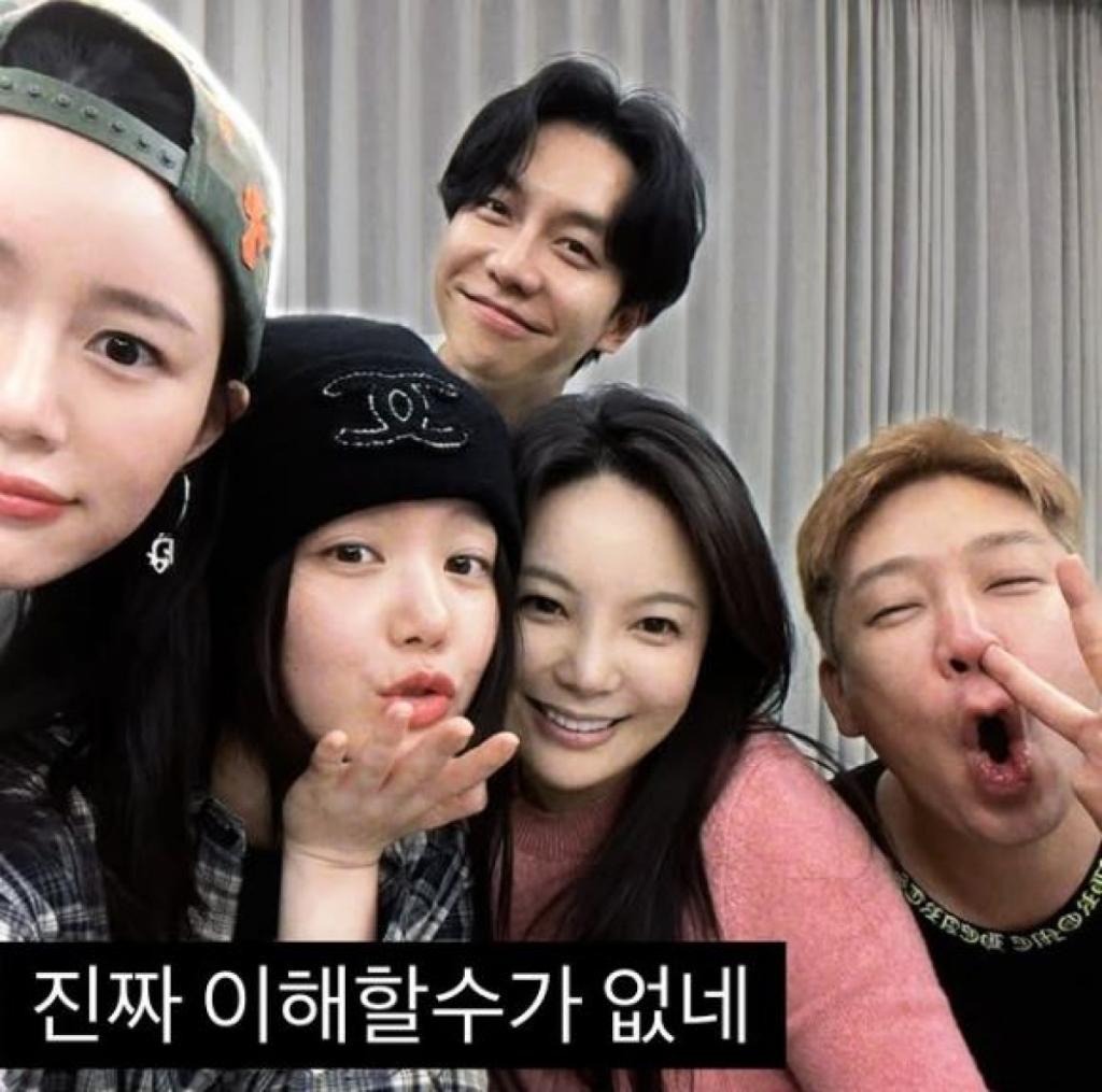 디시트렌드 : MC몽, 이승기,이다인 부부에 날선 공개 저격...“너처럼 가족 버리는 짓을 하겠니?”