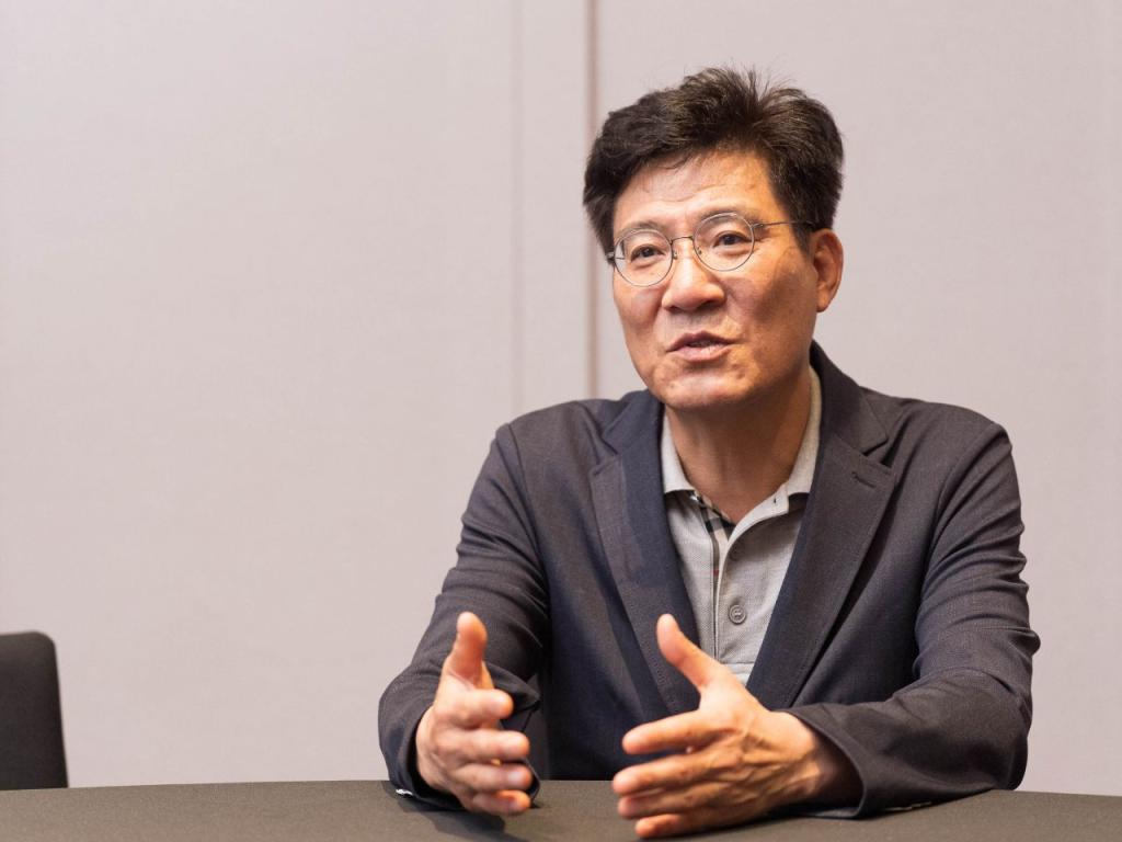 스타트렌드 : 포스코DX "AWS 손잡고 AI 에이전트 개발…업무 효율성 ↑"